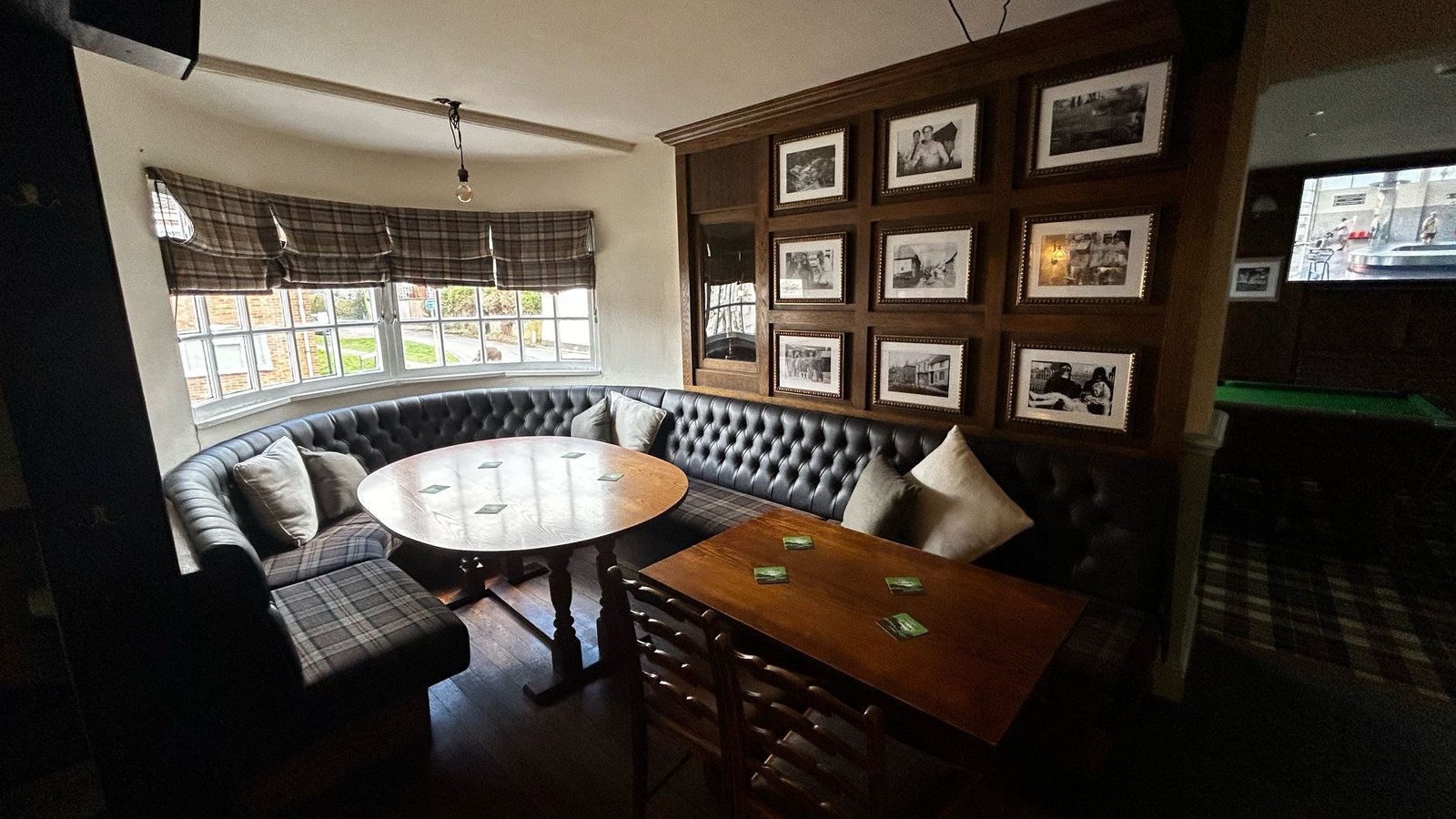 The Greyhound, Overton